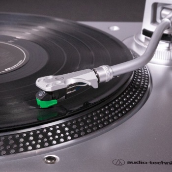 Audio Technica AT-LP120X USB Turntable - Analogue Seduction